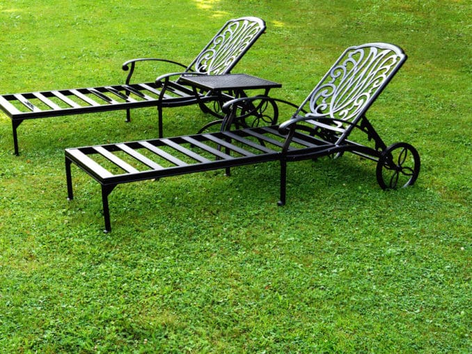 Gartenliege weiß - Terrasse &Garten